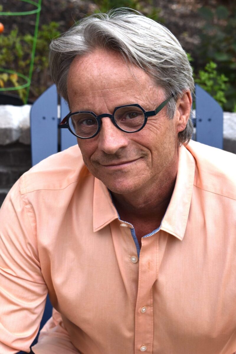 From Hollywood to the Kitchen: Mitchell Anderson - OUT FRONT