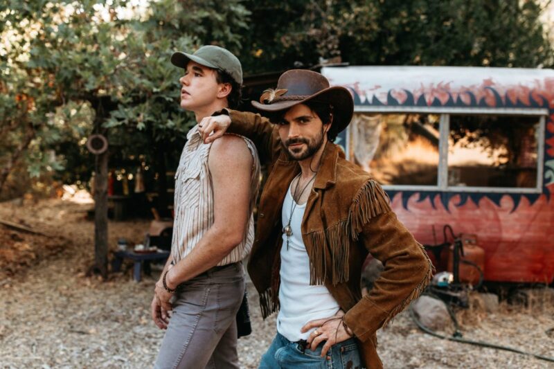 Kaleb Rudy Talks New Single “Mess" and Music Career - OUT FRONT