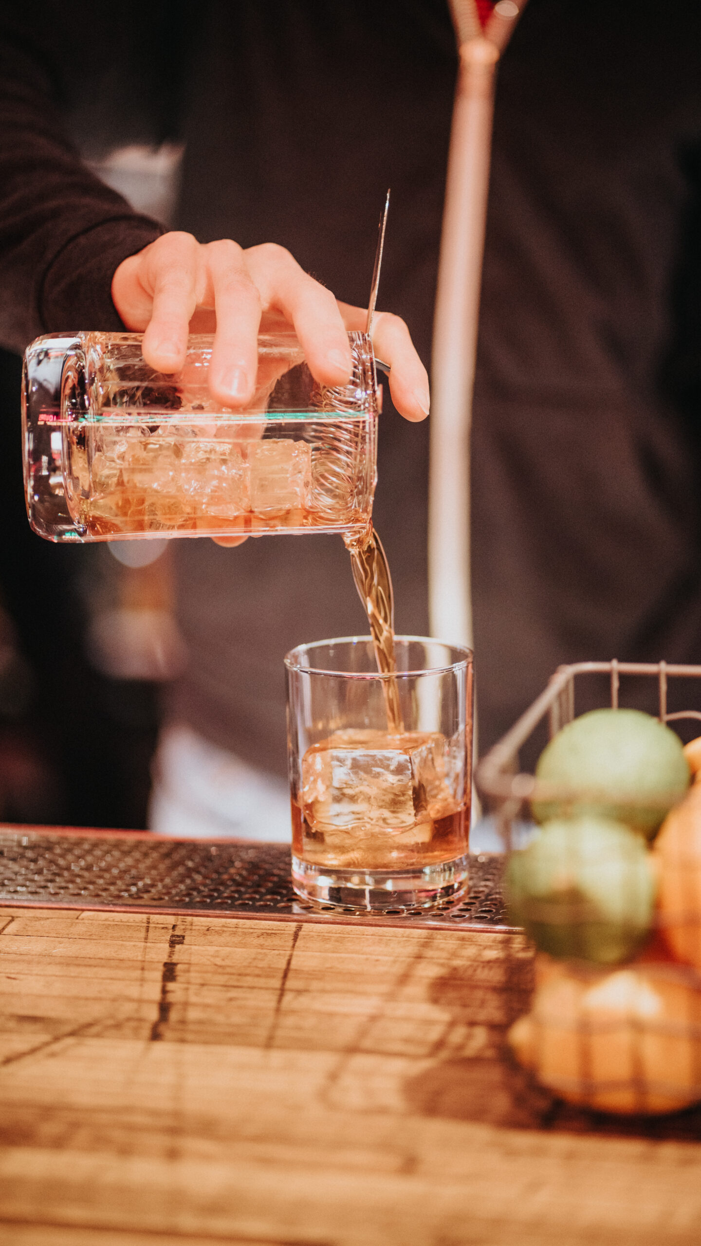 13_Ace_EAt_Serve_Cocktail - OUT FRONT