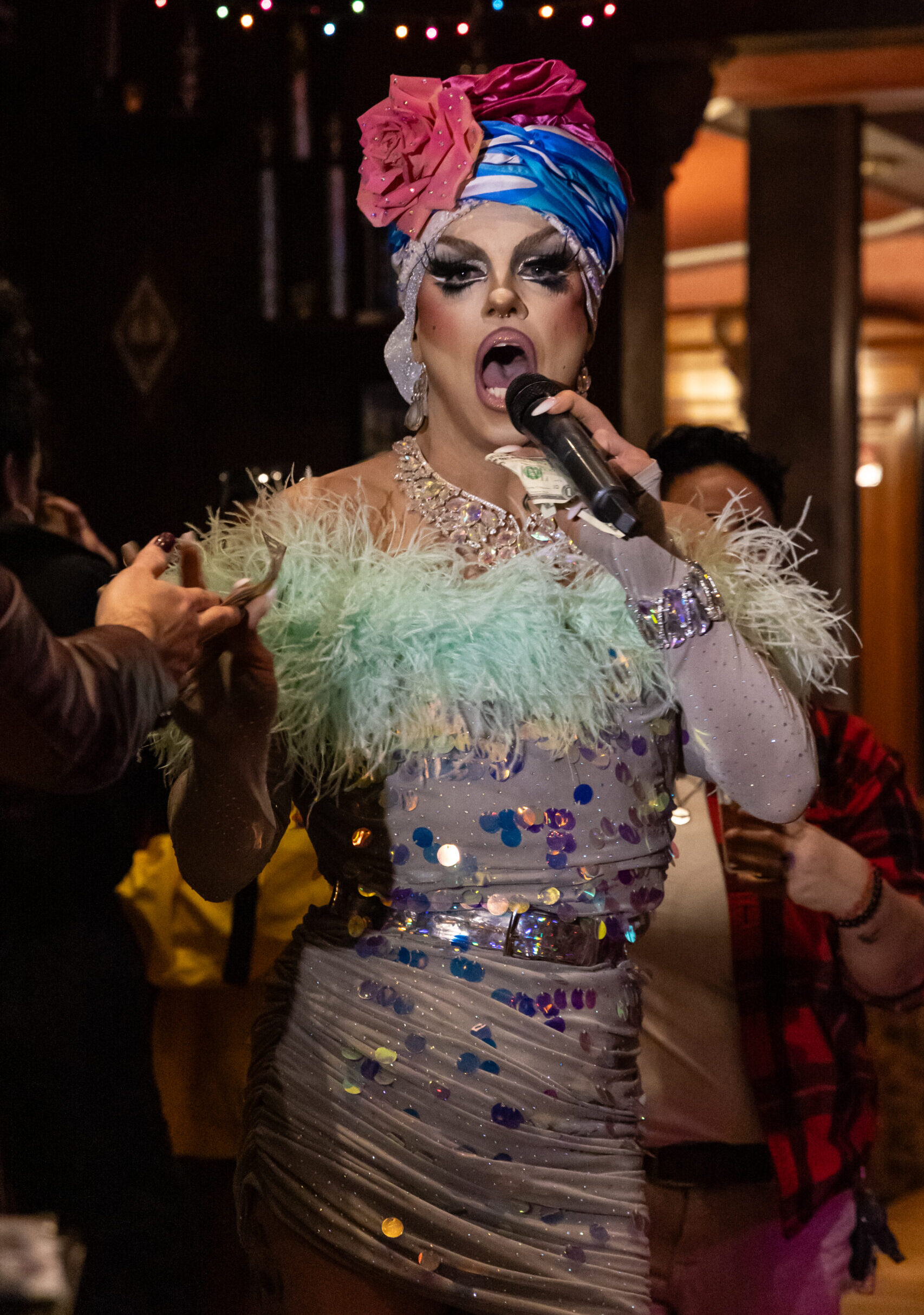 ICONS Benefit Show 03/18/2024 - OUT FRONT