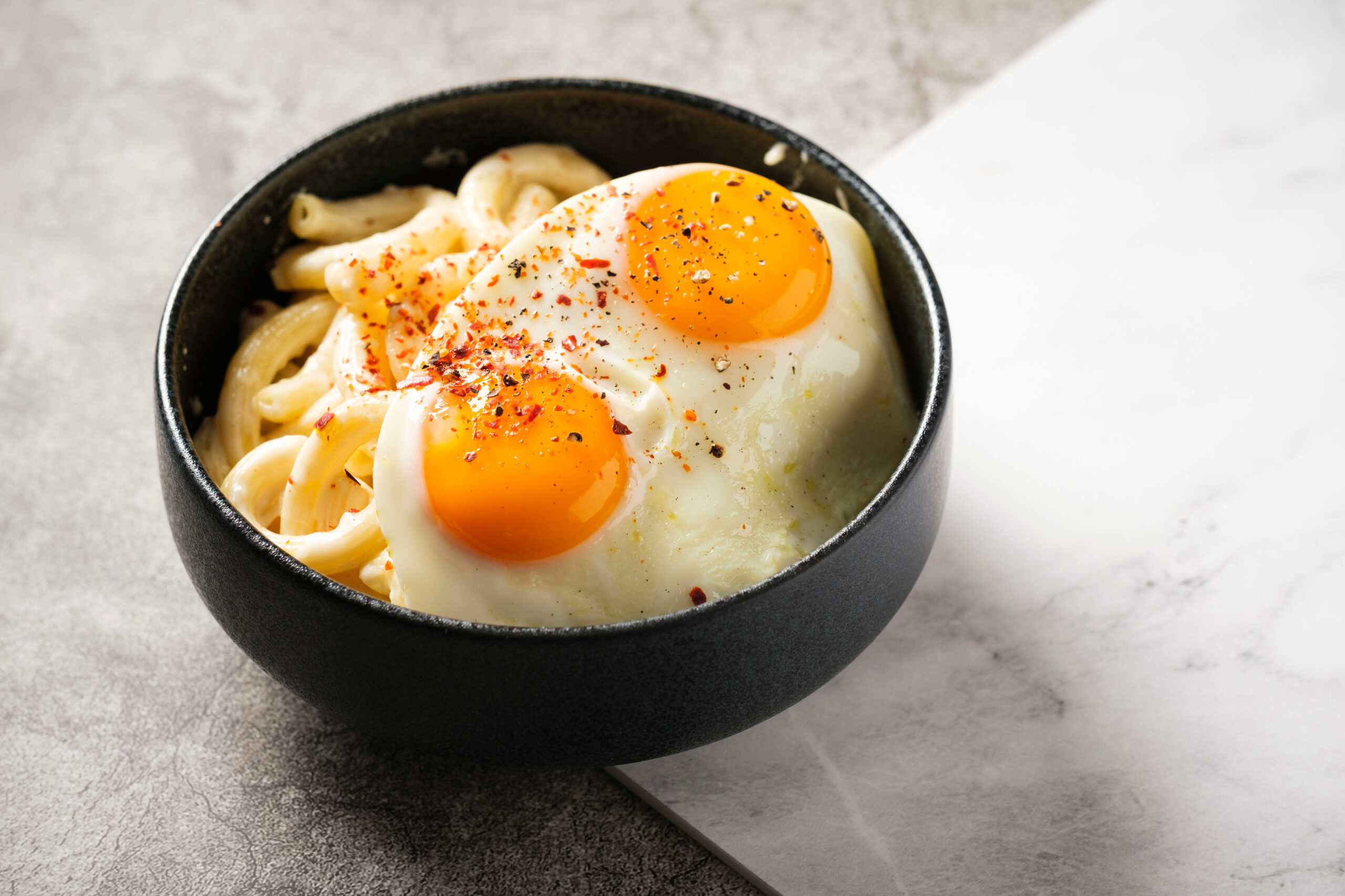 Saverina_Mac & Cheese w Sunnyside Up Eggs - OUT FRONT